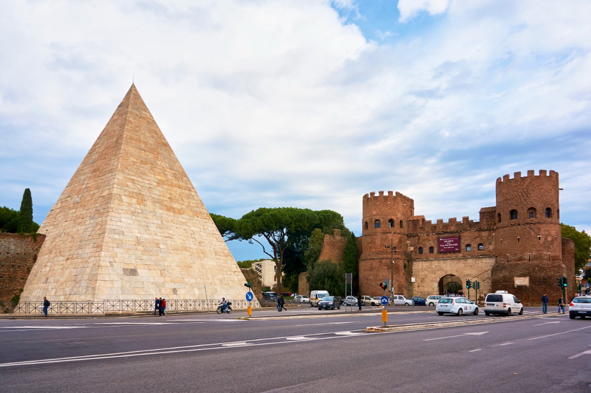 Pyramid of Cestius | Rome | Interactive map